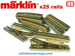 Un lot de 25 rails ferroviaires en métal 3 voies de Marklin au H0 HO ...