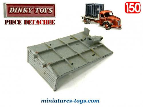 Le plateau du Berliet porte container miniature de Dinky Toys au 1/50e ...