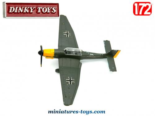 Le Junkers JU 87 B Stuka en miniature par Dinky Toys england au 1/72e ...