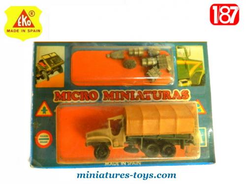 Le camion GMC 6x6 CCKW 353 bâché miniature au 1/87e H0 de la marque Eko ...