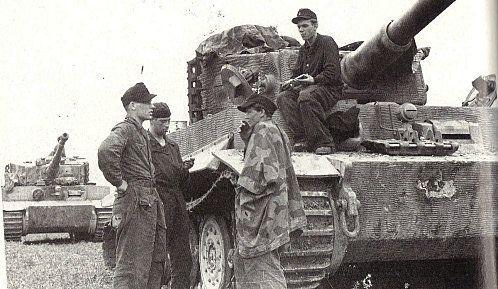 La boite équipage de chars allemands en 1944 par Academy au 1/35e ...