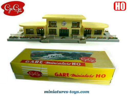 La grande gare ferroviaire miniature au HO H0 de Gégé en boite ...