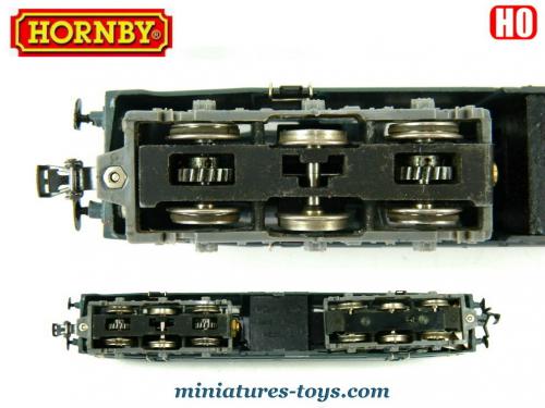 La locomotive diesel CC 060 DB 5 SNCF en miniature par Hornby au H0 HO ...