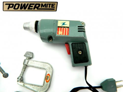 Le petit établi avec outillages électriques Power Mite par Ideal Toy ...