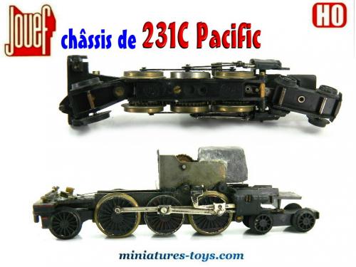 Le châssis de la locomotive a vapeur 231C Pacific en miniature de Jouef ...