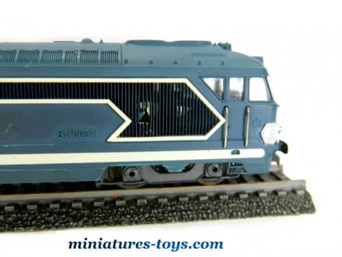 La motrice diesel BB 67001 en miniature par Jouef au HO H0 a réparer ...
