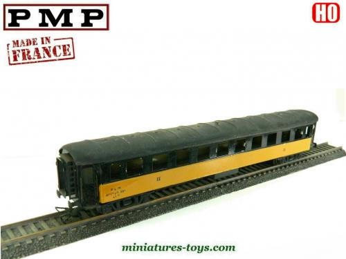 La voiture voyageurs PLM 2e classe en miniature par PMP au HO H0 ...