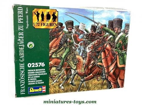 Les chasseurs français de la garde à cheval Empire en figurines Revell ...