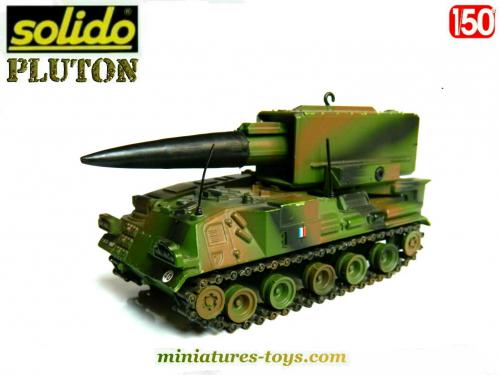 La partie avant du missile nucleaire pour le Pluton AMX miniature ...