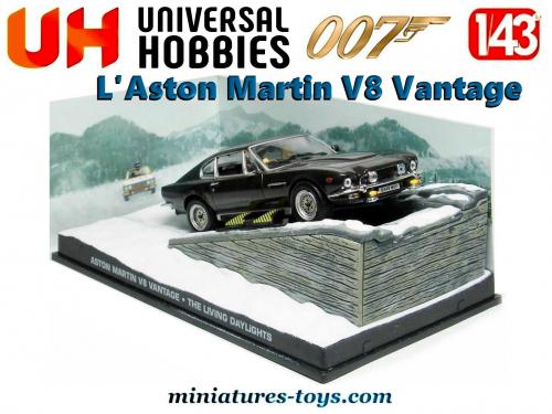 L'Aston Martin V8 Vantage James Bond en miniature Universal Hobbies au ...